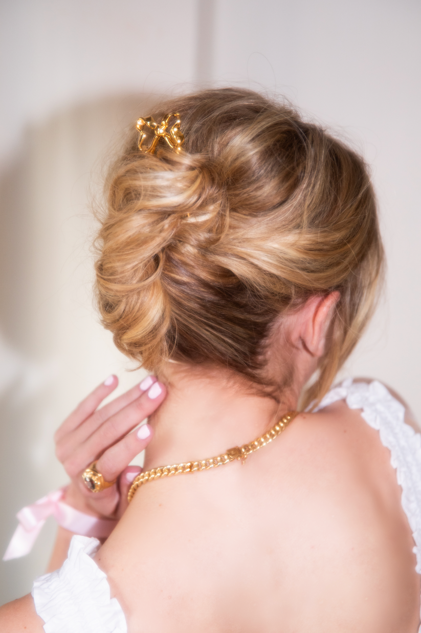Bow DP Pin – Deborah Pagani