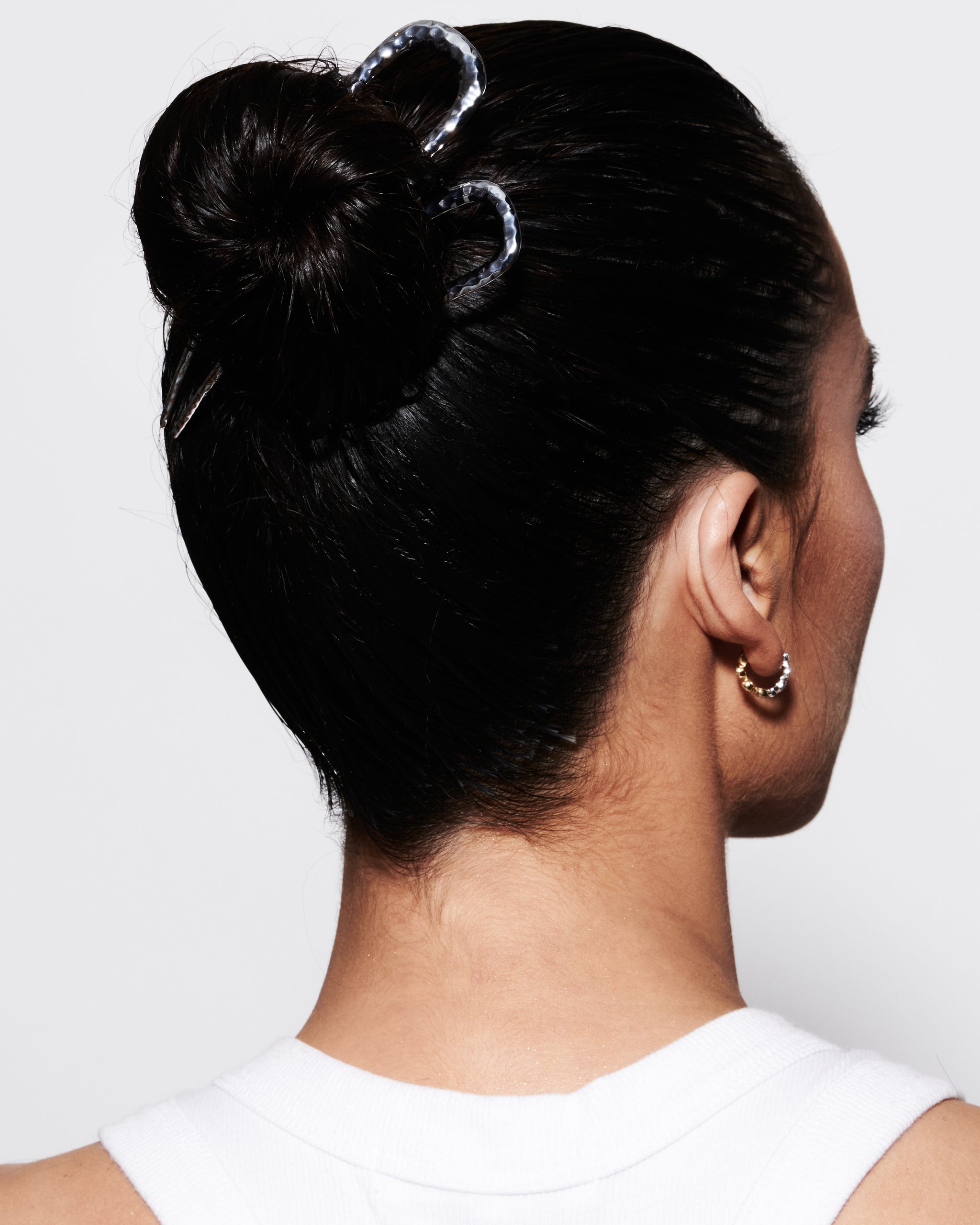 Hammered DP Pin – Deborah Pagani
