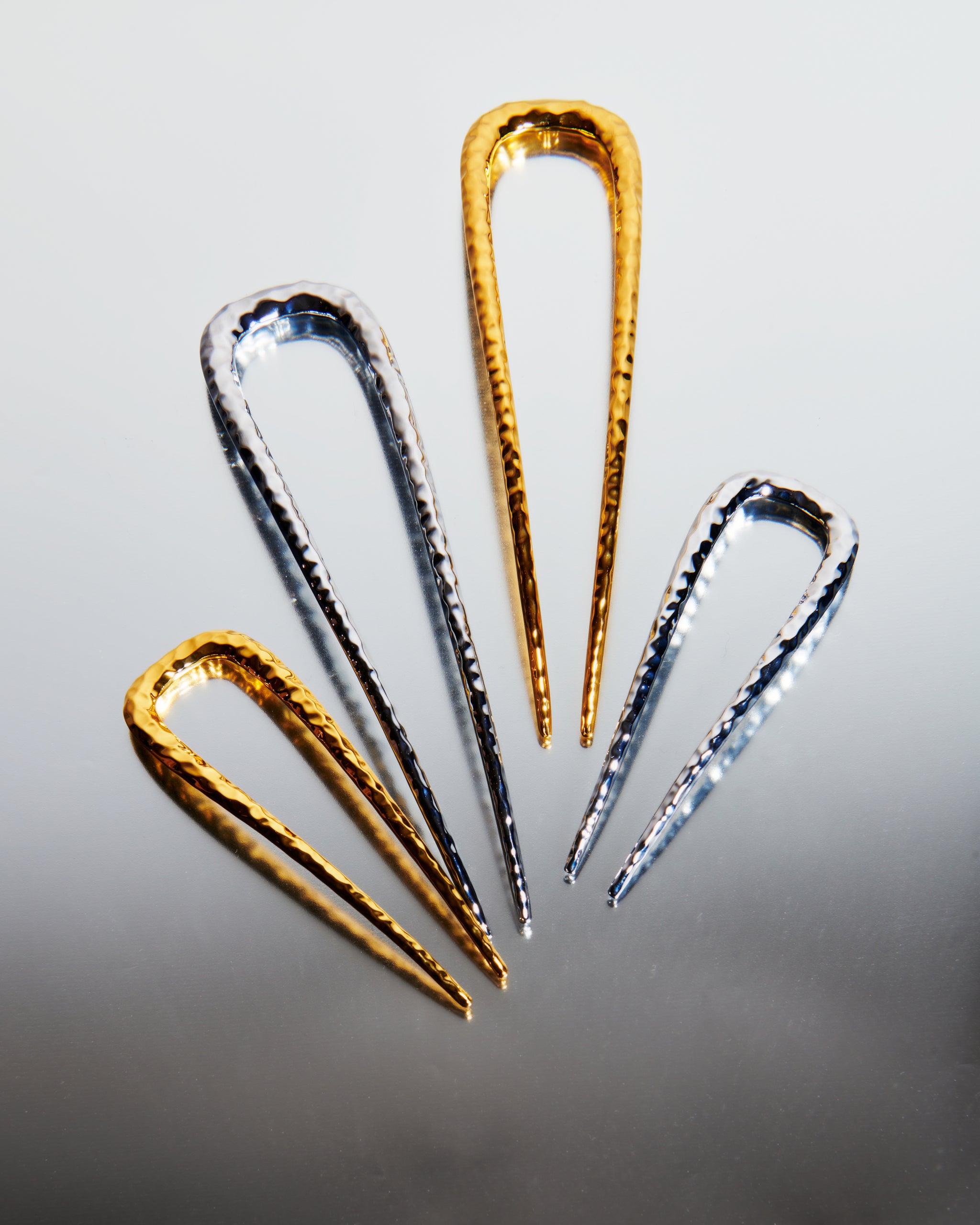 Hammered DP Pin – Deborah Pagani