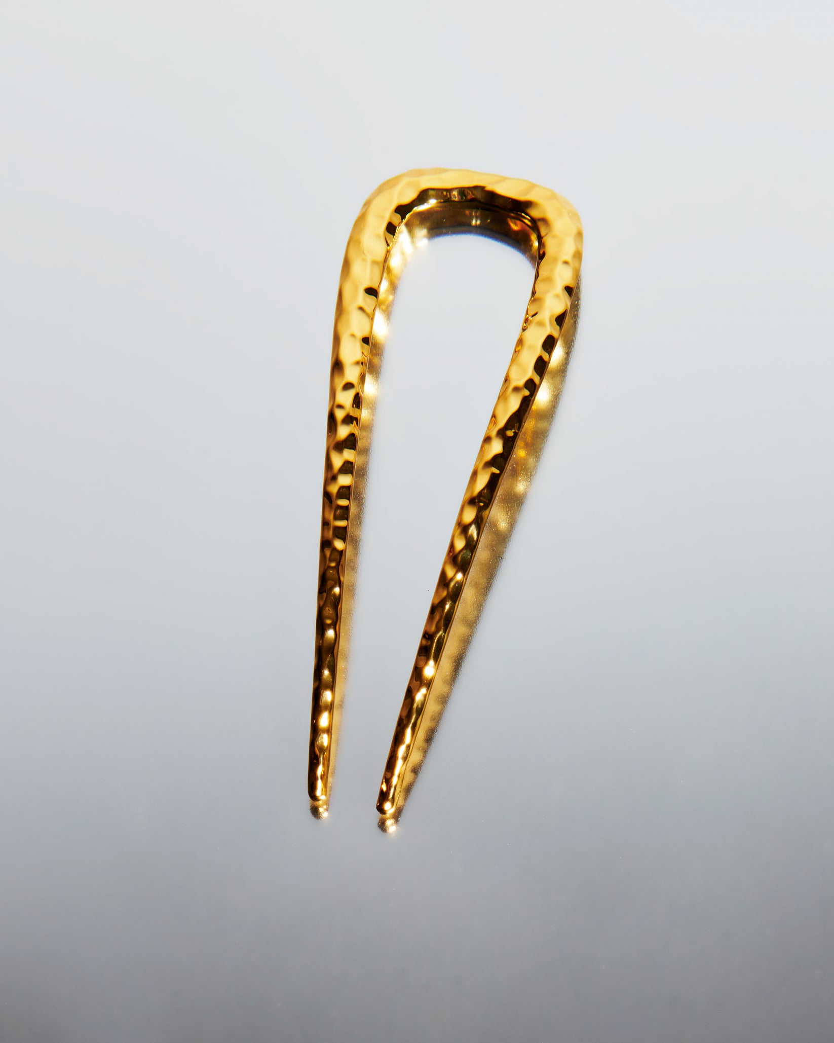 Hammered DP Pin – Deborah Pagani