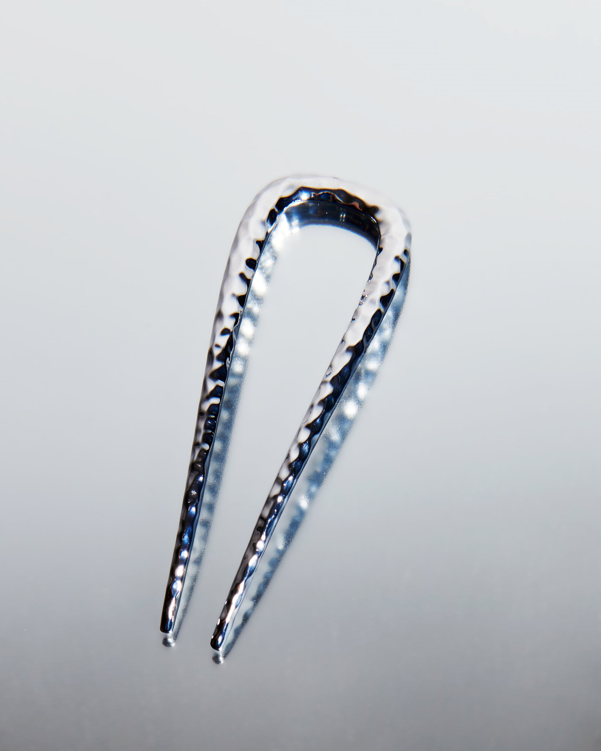 Hammered DP Pin – Deborah Pagani